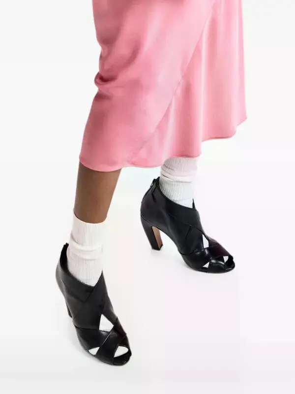Essentiel Antwerp Keeptoe4 Peep-toe Sandals