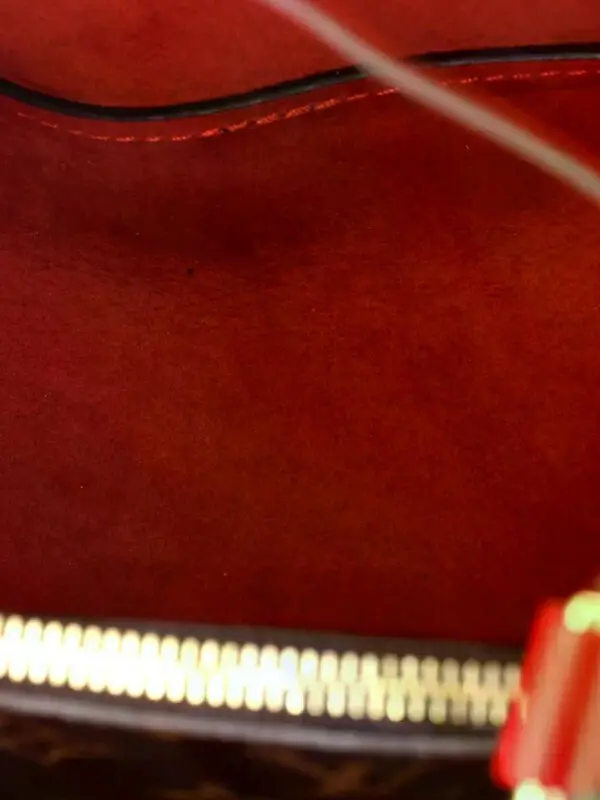 LOUIS VUITTON Monogram Canvas Neonoe Bucket Bag - Red