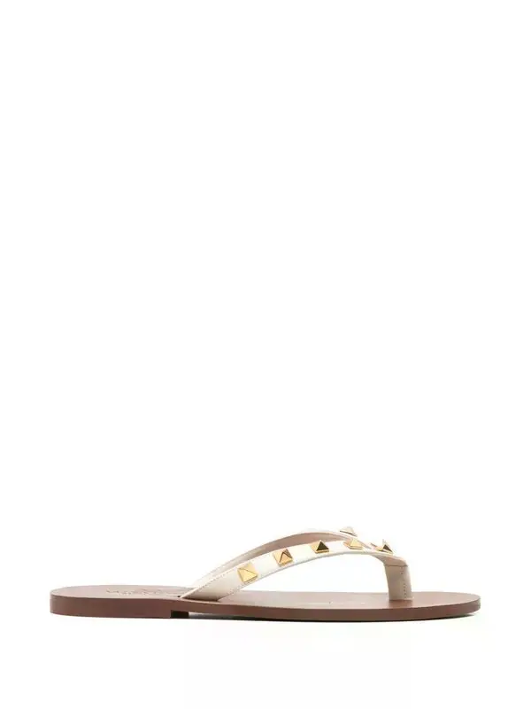 Valentino Garavani Rockstud Thong Sandals - Neutrals
