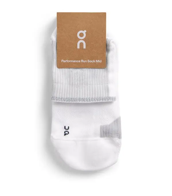 On Performance Run Mid Socks