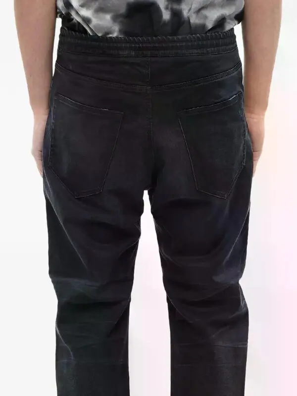 DIESEL® Joggjeans® 2040 D-amege Jeans - Black