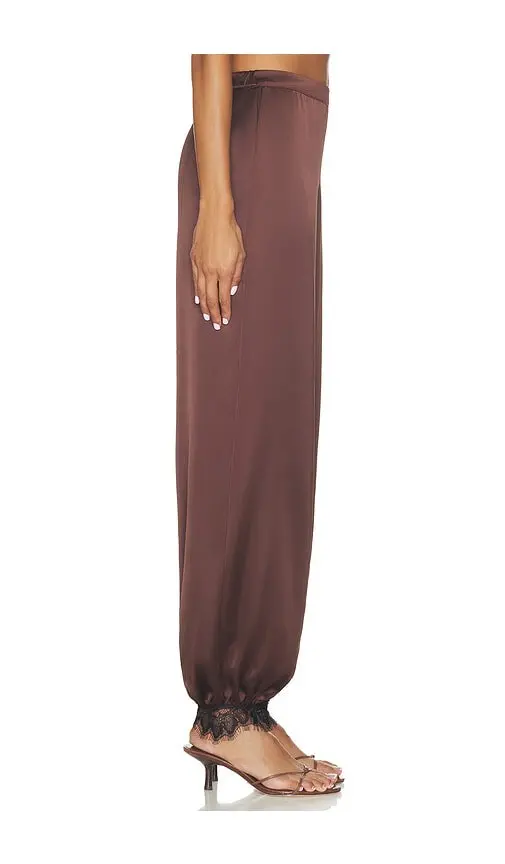 SEROYA Priya Satin Pant In . Also