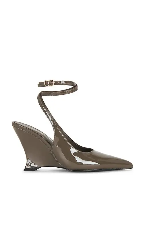 Raye Liana Wedge In . Also - Grey