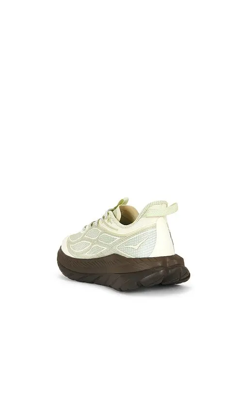 HOKA® Mach Remastered Aura Sneaker In . Also