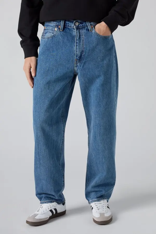 LEVI'S 568 Loose Straight Jeans