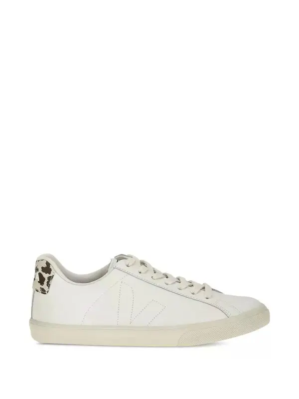 VEJA Esplar Sneakers - White