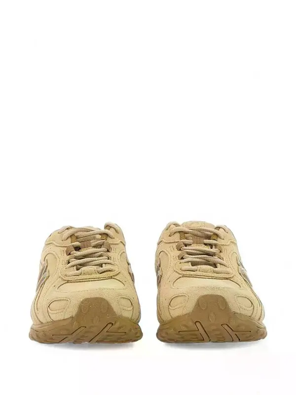 NEW BALANCE 204l Shoes