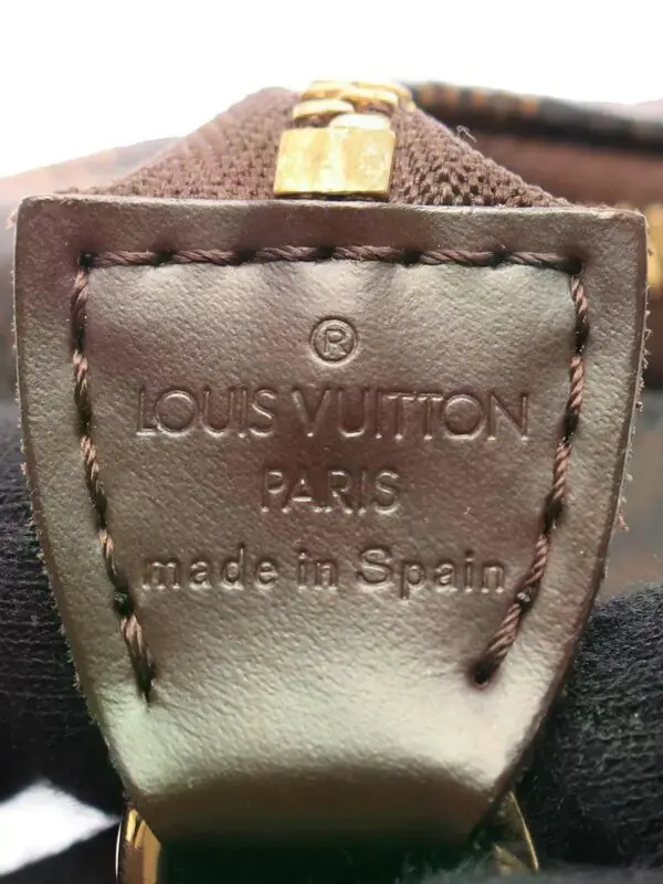 LOUIS VUITTON 2006 Damier Ebene Pochette Accessoires Shoulder Bag