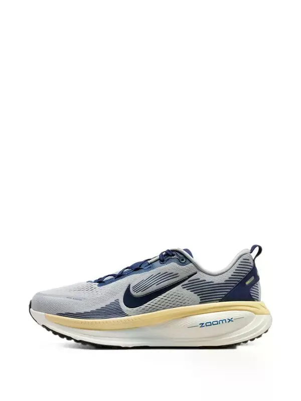 Nike Vomero 18 Sneakers - Grey