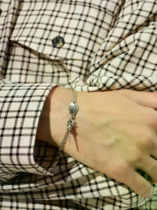 VIVIENNE WESTWOOD Curzio Orb Key Pendant Bracelet - Silver