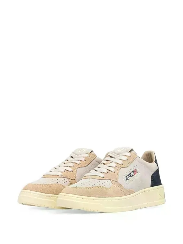 AUTRY Medalist Perforated Panelled Sneakers