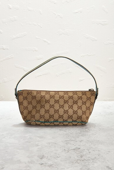 Gucci Gg Canvas Boat Pochette Shoulder Bag