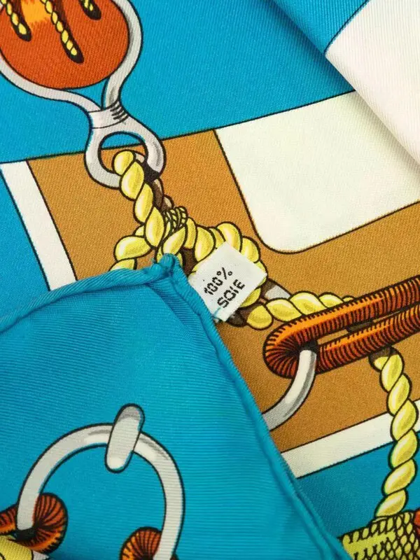 Hermès 20th Century Chateaux D Arriere Silk Scarf 90 Scarves - Blue