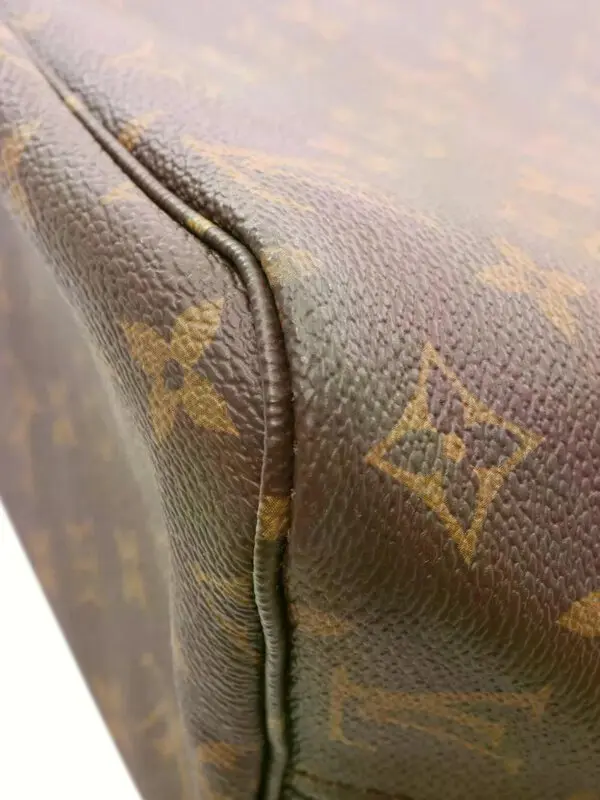 LOUIS VUITTON Monogram Neverfull Mm Tote Bag