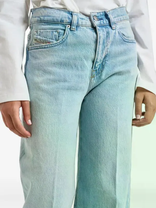 DIESEL® D-akemi 1978 Flare Jeans