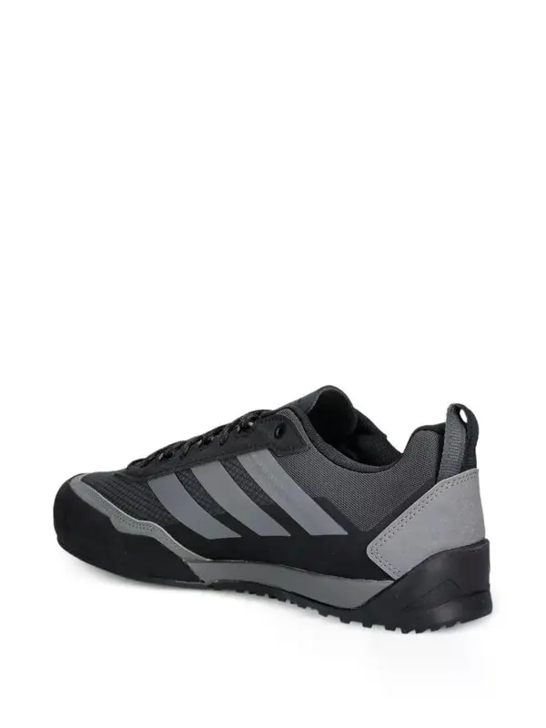 Adidas Terrex Skychaser Solo Approach Sneakers