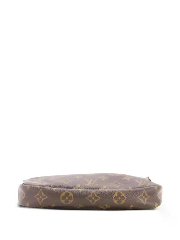 LOUIS VUITTON Pochette Accessoires Monogram Canvas Clutch Bag