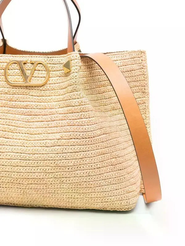Valentino Garavani Medium Vlogo-plaque Tote Bag