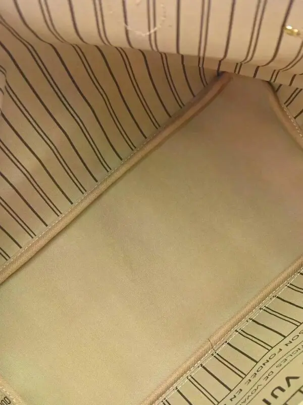 LOUIS VUITTON 2010-2020s Mm Neverfull Monogram Tote Bag
