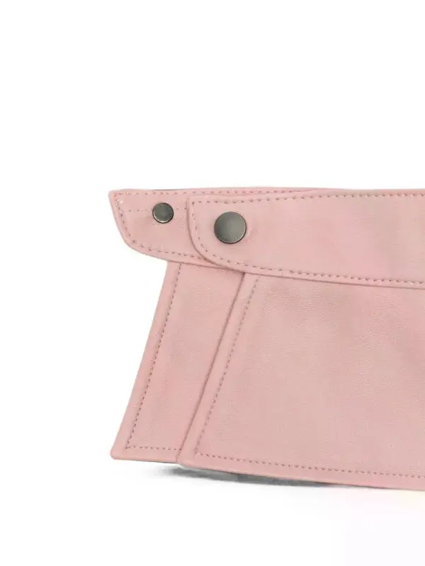 MRZ Pointed Collar With Press-stud Fastening