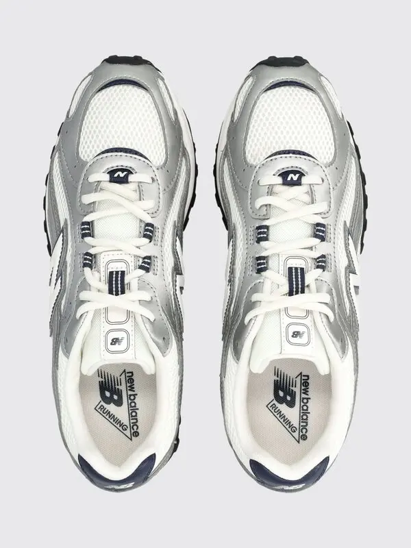 NEW BALANCE Trainers Colour