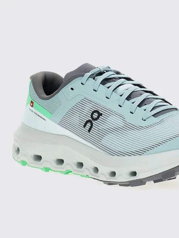 On Trainers Colour