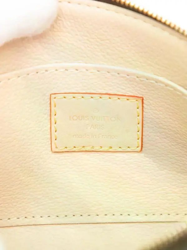 LOUIS VUITTON Monogram Cosmetic Pouch Pm