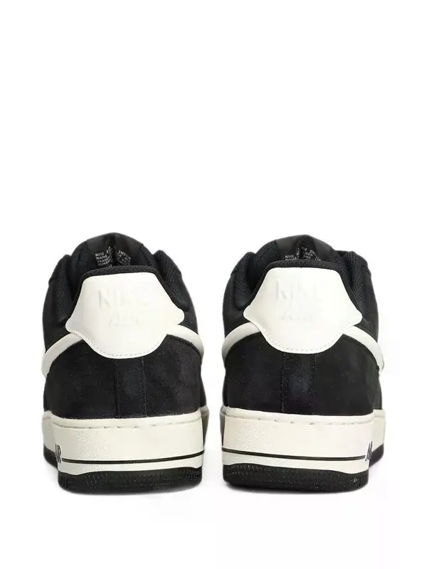 Nike Air Force 1'07 Lv8 Sneakers