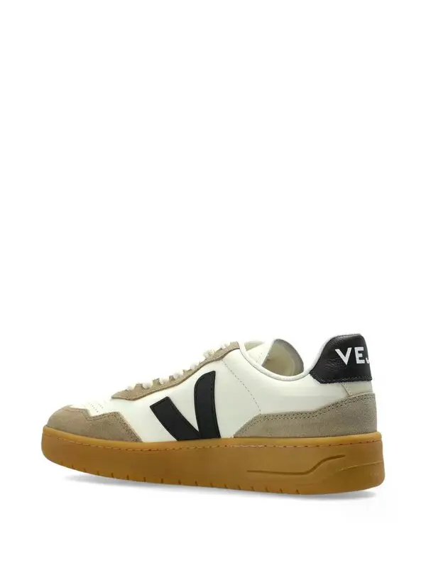 VEJA V-90 Leather Sneakers