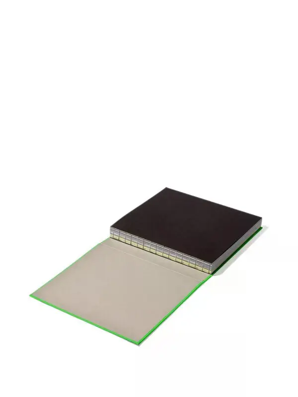 TASCHEN Icons Book