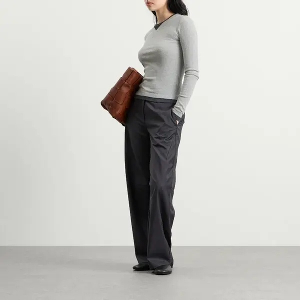 ST. AGNI Organic Cotton V-neck Long Sleeve Top