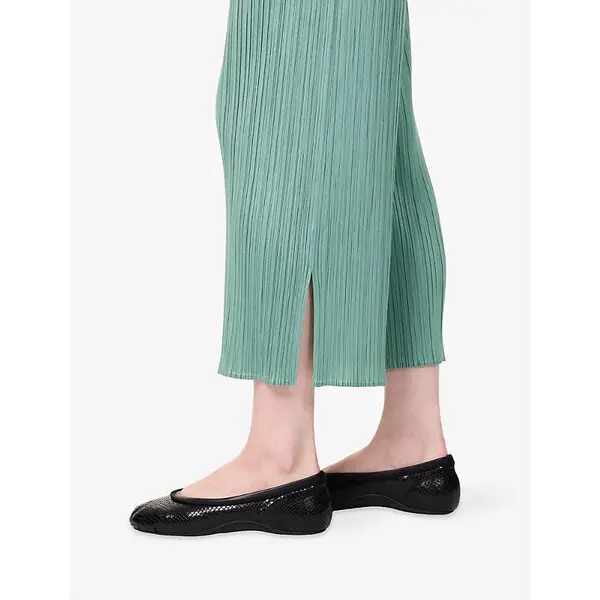 Issey Miyake Pleated Ankle-crop Knitted Trousers