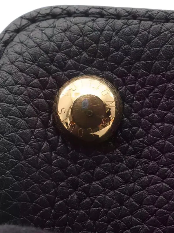 LOUIS VUITTON Taurillon Capucines Pm Satchel