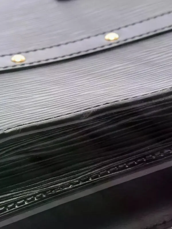 LOUIS VUITTON 2019 Epi Trunk Clutch Crossbody Bag