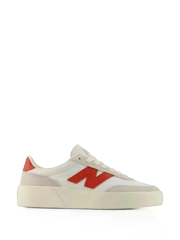 NEW BALANCE 750 Lace Up Sneakers