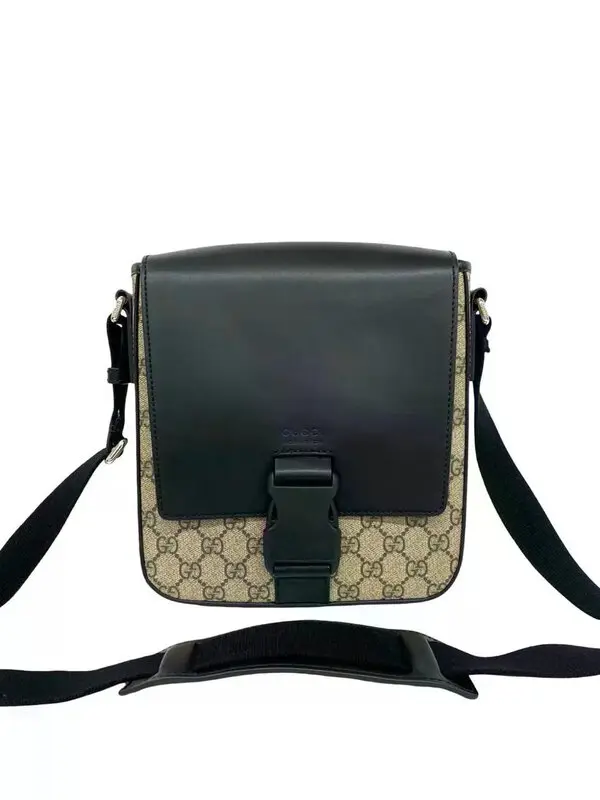 Gucci Gg Supreme Flap Messenger Bag