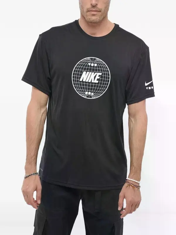 Nike Logo-print T-shirt