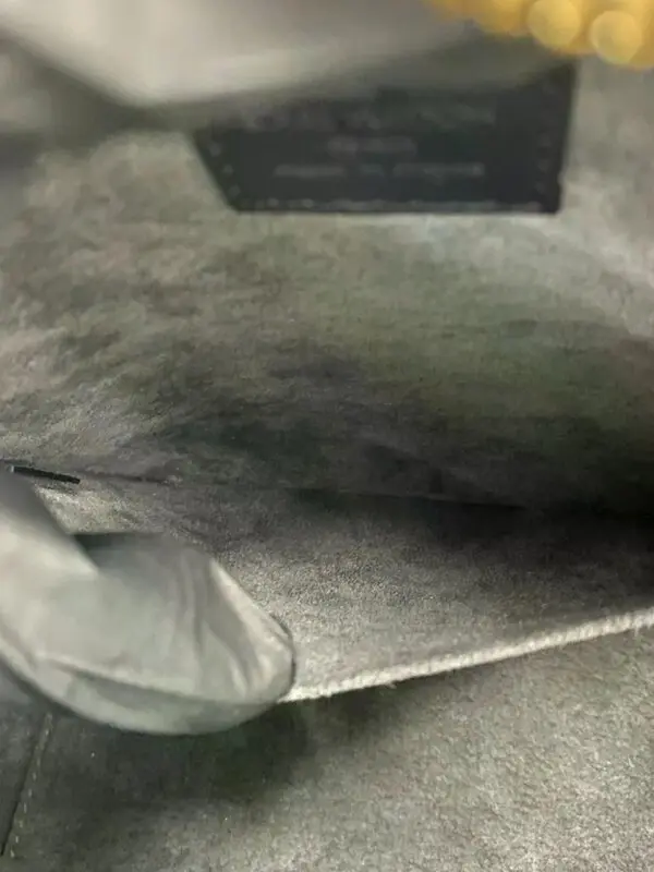 LOUIS VUITTON 2001 Epi Sablons Handbag
