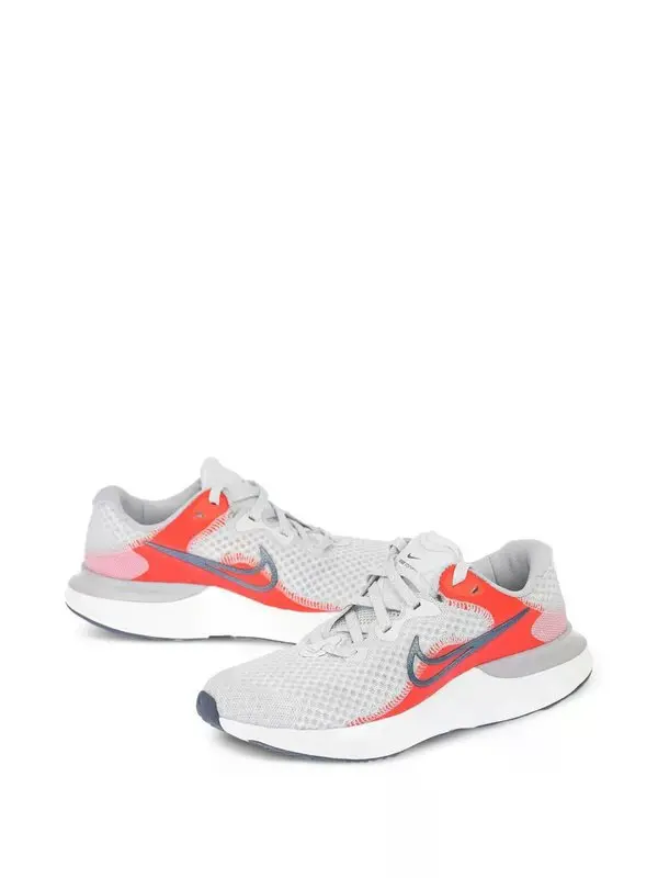 Nike Renew Run 2 Sneakers