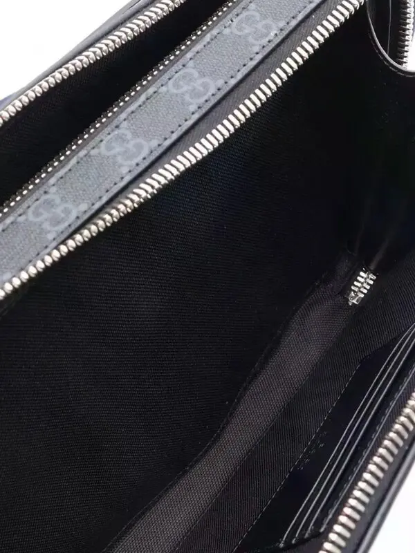 Gucci Gg Supreme Shoulder Bag