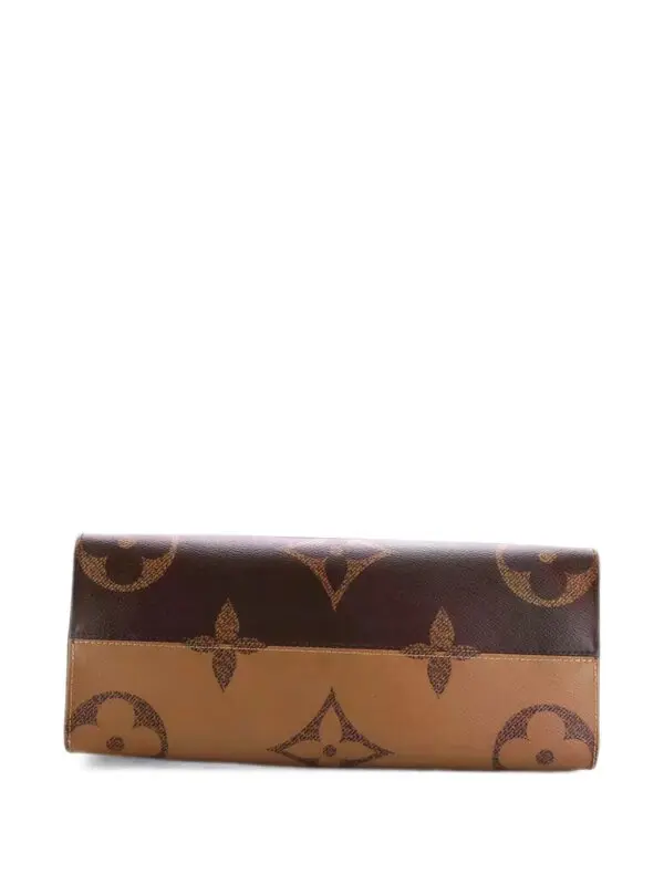 LOUIS VUITTON Onthego Reverse Monogram Giant Mm Tote Bag