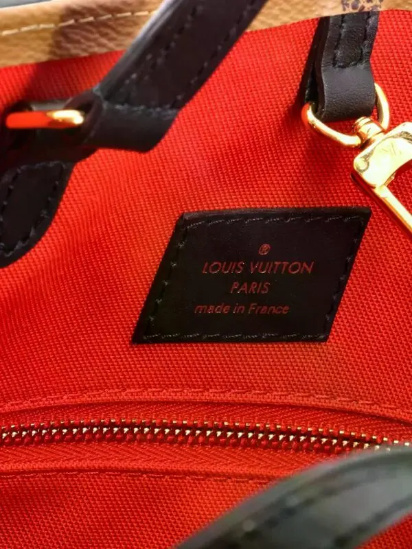 LOUIS VUITTON Onthego Reverse Monogram Giant Mm Tote Bag