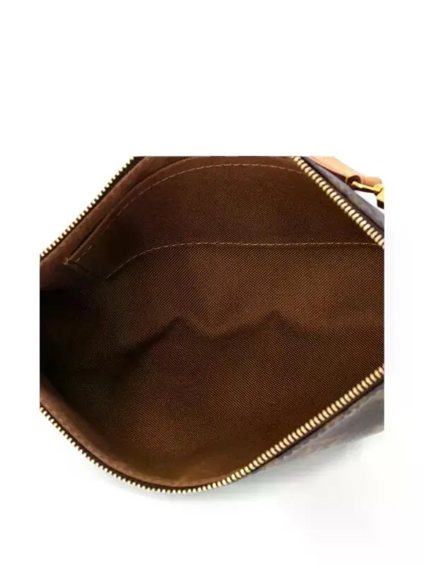LOUIS VUITTON Pochette Accessoires Nm Monogram Canvas Clutch Bag