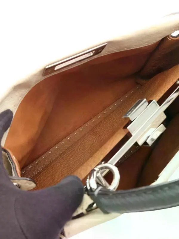 Fendi 2000-2010 Medium Leather Selleria Peekaboo Iconic Satchel