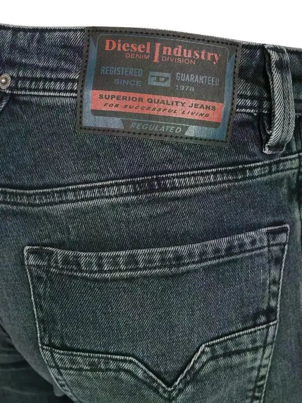 DIESEL® 1985 Larkee Regular-fit Jeans