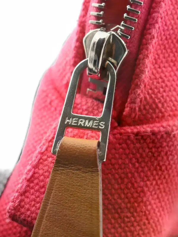Hermès 2010s 15 Mini Hibiscus Polide Makeup Bag