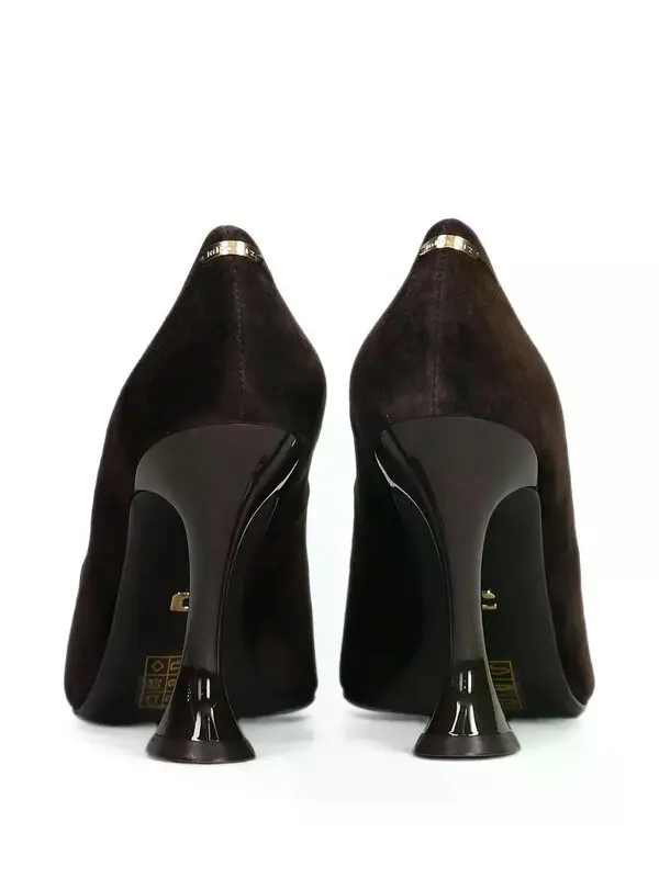 Lola Cruz Eugenia Pointed-toe Pumps