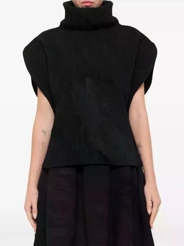 CFCL Low Gauge Crease Top