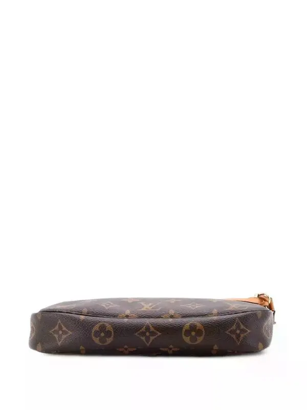 LOUIS VUITTON Pochette Accessoires Monogram Canvas Clutch Bag