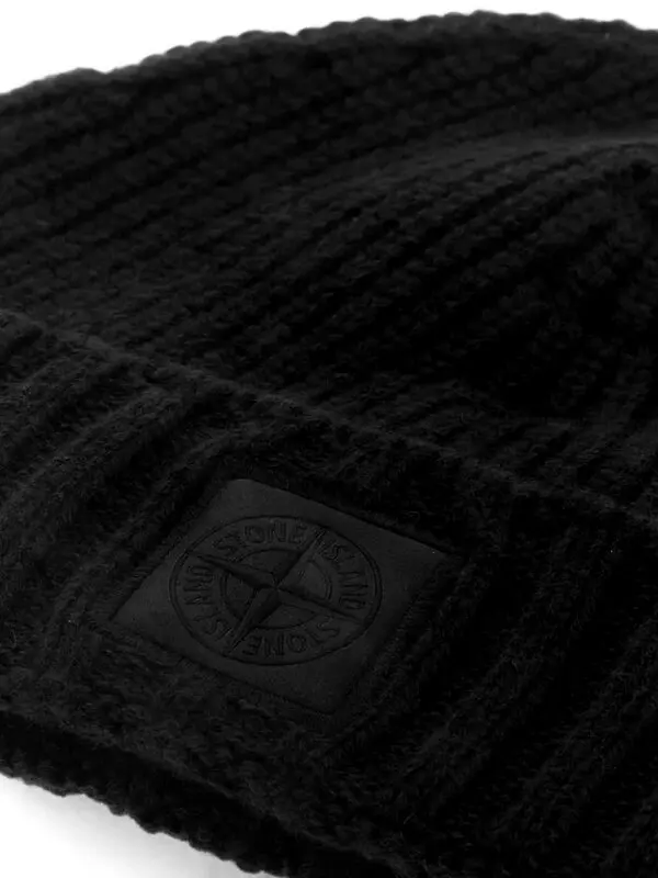 Stone Island Logo-patch Ribbed-knit Beanie Hat